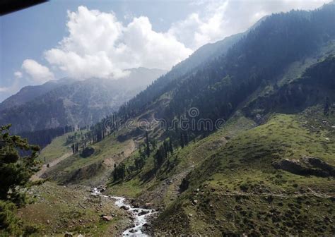 Beautiful View Of The Valley And Sheshnag River In Chandanwari Stock