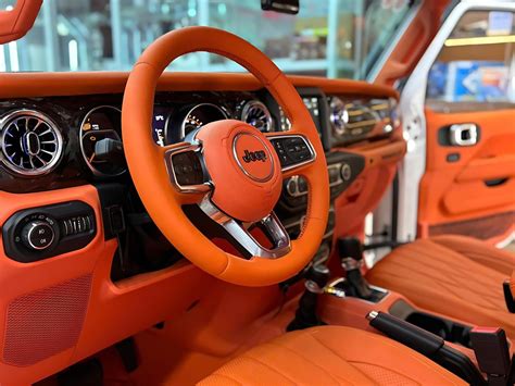 Bản độ Jeep Wrangler Nội Thất G63 Màu Cam độc đáo