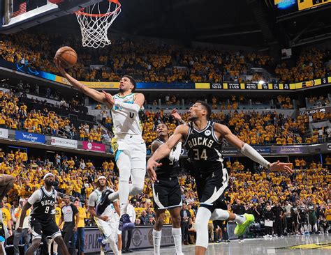 Tyrese Haliburtons Dad John Denies Swearing At Giannis Explains