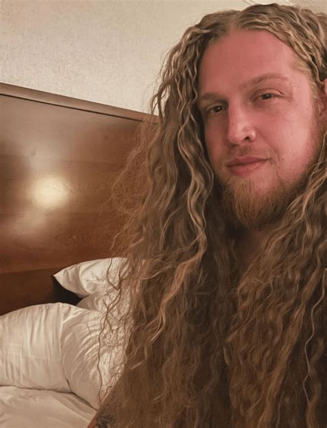 Who Is Huntley Meet The Voices Season 24 Winner Whos Returning To