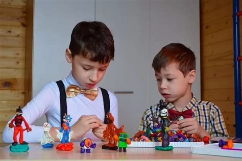 BAGAIMANA Cara Membuat Patung Dari Plastisin Ini Langkah Langkahnya