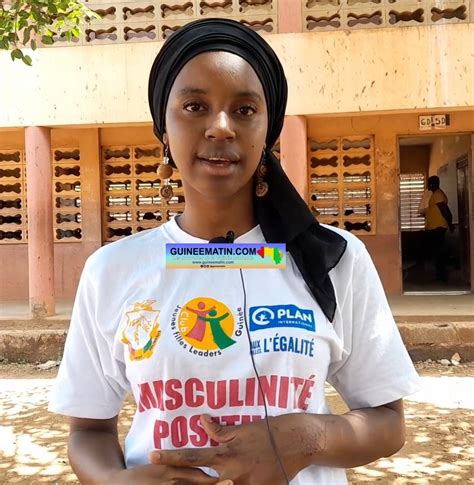 Masculinité Positive Le Club Des Jeunes Filles Leaders De Guinée Sensibilise Les élèves De L