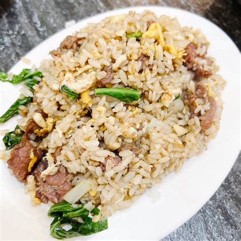 【台南美食】阿財牛肉湯 安平二店 假日一開店就排滿人潮～ 還有賣熱炒和牛肉火鍋！ 用快門記錄著生活