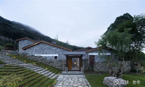 民宿我觉得应该往青旅那边靠，结果现在出名的民宿都是往超五星级上靠，兜里装一个w去住都觉得没底。当年我开羊肉汤馆装修的比较 雪球