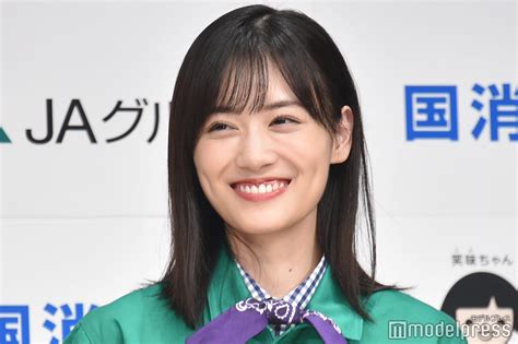 画像667 乃木坂46山下美月“超ミニ丈”からスラリ美脚披露 オフショットに「可愛すぎる」「キュン」の声 モデルプレス