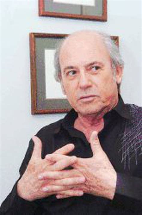 Siempre tico a Perucci le va muy bien como actor en Chile La Nación