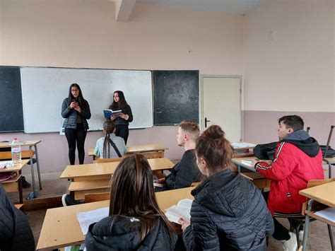 Образование Свищов СВЕТОВНИЯТ ДЕН НА ПОЕЗИЯТА В ПДТГ