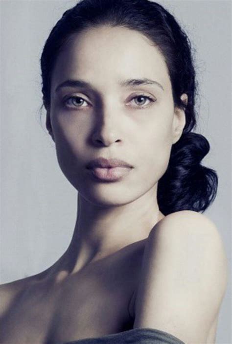 Brandi Quiñones Actually