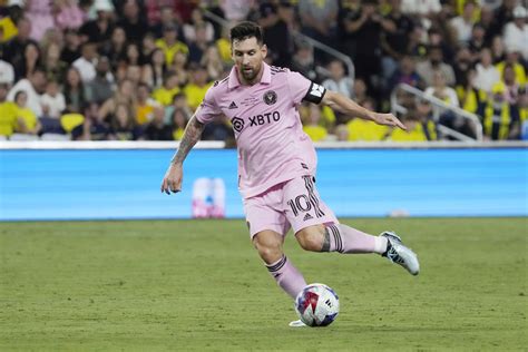 Messi remporte son premier trophée à Miami Radio Lac