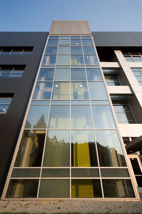 Lawrence Berkeley National Laboratory Molecular Foundry