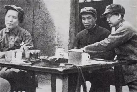 【老照片】周恩来大谈民主宪政 看了中共的“等额选举”顿时恍然大悟 ＊ 阿波罗新闻网