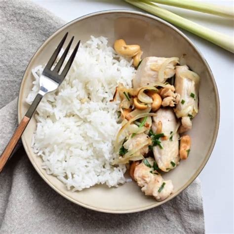 Poulet à la citronnelle riz sauté aux légumes FamilEat