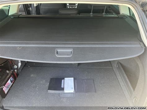Delovi Volkswagen Passat B8 Roletna U Gepeku Enterijer
