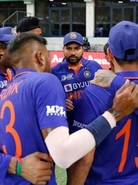 10 खिलाड़ी जिसे हर क्रिकेट एक्सपर्ट्स ने वर्ल्ड कप स्क्वॉड में दी जगह Times Now Navbharat