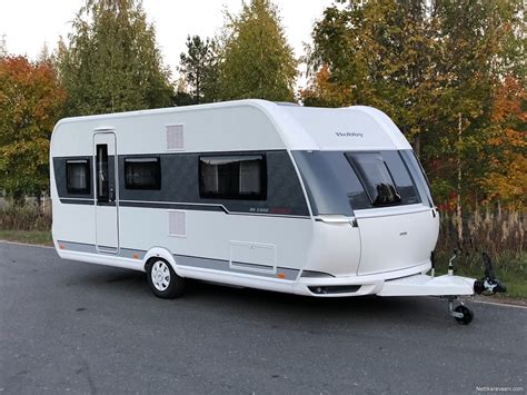 Hobby 495 UL De Luxe Edition*erillisvuode* 2019 - Matkailuvaunu ...