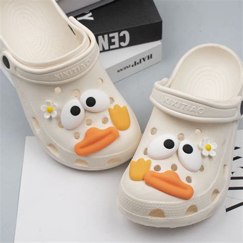 Cute Duck Mouth Design Jibbits Set Eye Lollipop Jibitz Chain Sunflower Jibits Designks For Women