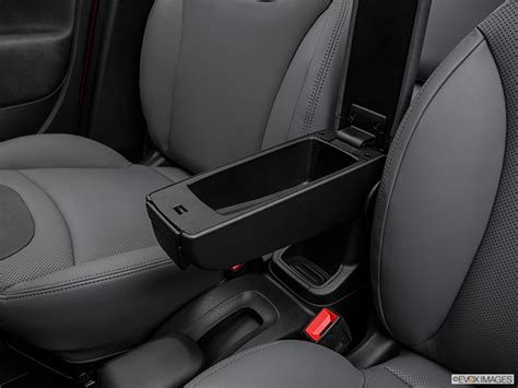 2016 Fiat 500l Price Review Photos And Specs Canada Driving Ca