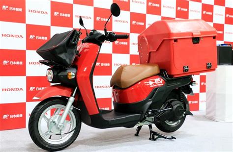 郵便配達に電動バイク！ 日本郵便がホンダ「benry E」を導入、2020年3月までに都心で200台を納車すると発表 12 Web