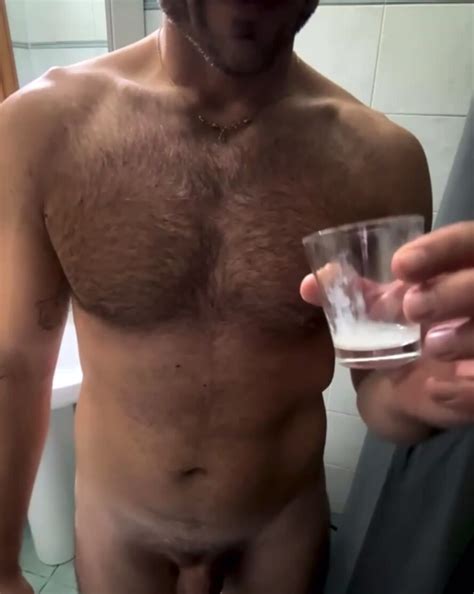 Straight Italian Guy Cums 2