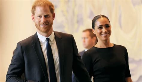 Membro da família real que cometeu racismo os filhos de Harry e