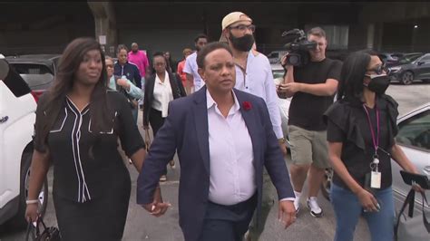 Government Moves To Drop Some Charges Against Ex Atlanta Official