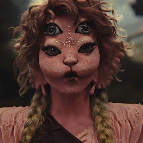 MELANIE MARTINRZ Tunnel Vision Melanie Martinez Anime Divertente Moglie