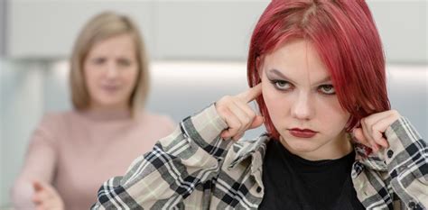 Adolescentes rebeldes qué hacer y cómo ayudarlos