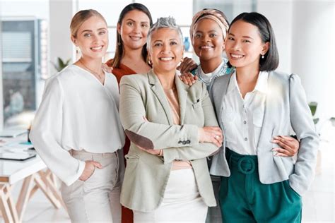 女性が国際的な仕事に就ける職業は？職種は？各職業の特徴と語学力を紹介 Leverages Career Mexico（レバレジーズキャリア