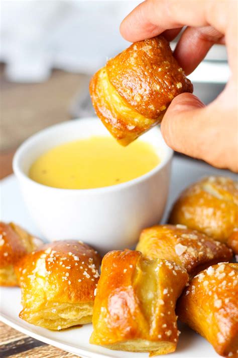 Soft Pretzel Bites With Cheese Sauce Platingsandpairings