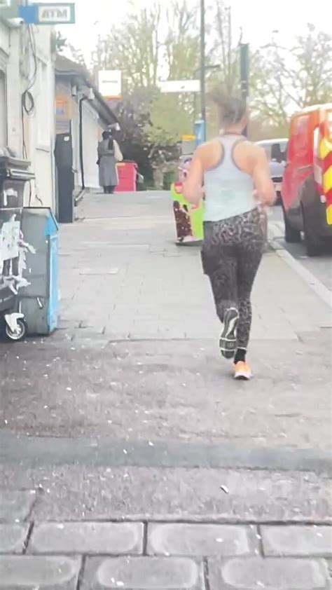 Brunette Pawg Leopard Print Leggings
