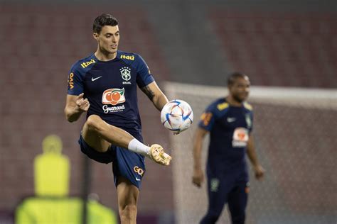 Quem é o filho de Tite Conheça Matheus Bachi auxiliar da Seleção Lance