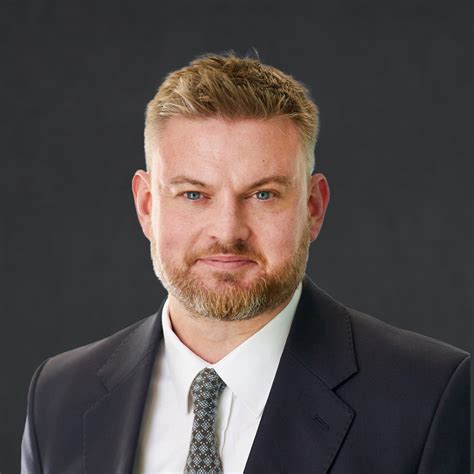 Tom Thackeray People Heidrick And Struggles