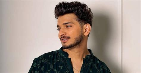 Big Boss Winner Munawar Faruqui Detained In Mumbai Hookah Bar Raid