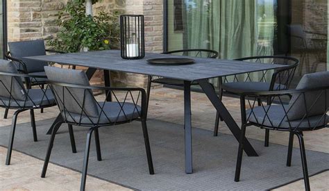 Daisy Table Outdoor Delux Deco Ltd