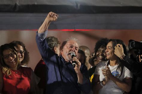 Não existem dois Brasis Somos um único país um único povo uma