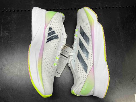 Yahoo オークション 未使用品 22 5cm adidas ADIZERO SL W IG334