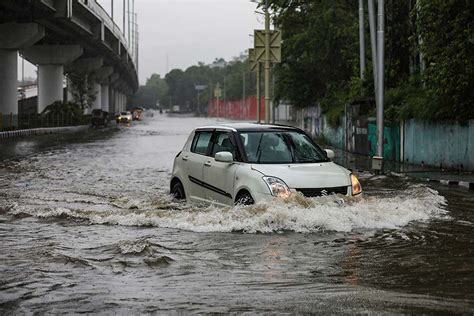 Heavy Rains Lash Delhi Parts Of Western Up Haryana Daily Excelsior