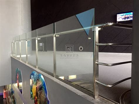 广东科学中心不锈钢玻璃护栏安装 LG 018 玻璃栏杆 不锈钢栏杆 客户案例中心 客户案例 东有装饰