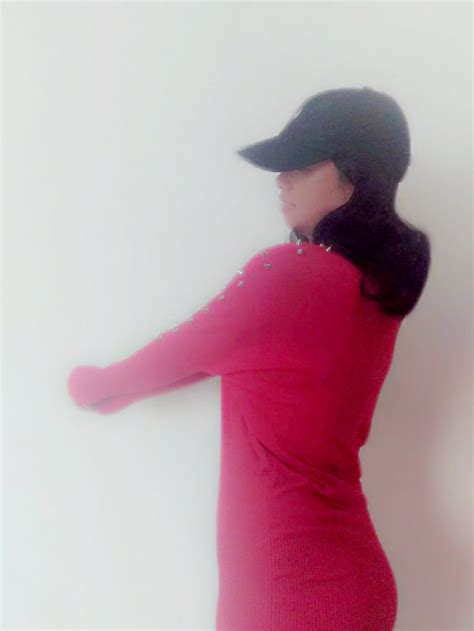 红色针织衫 堆糖，美图壁纸兴趣社区