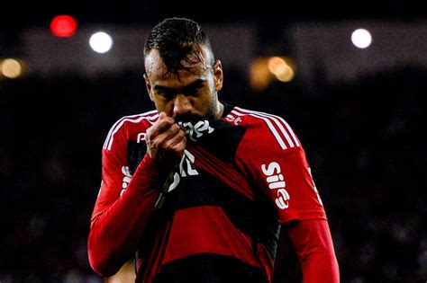 Fabrício Bruno é Sincero Sobre Saída Do Flamengo