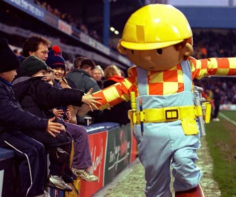 Escritor Colombo Estadounidense Ayudará A Mattel A Llevar Bob El