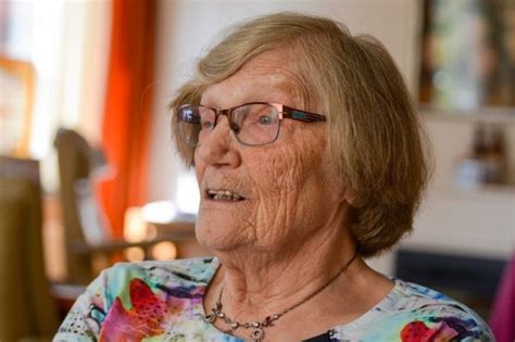 შვილები მრავალი წლის მანძილზე არ ჩამოსულან დედასთან არც დაკრძალვაზე არ ჩამოვიდნენ