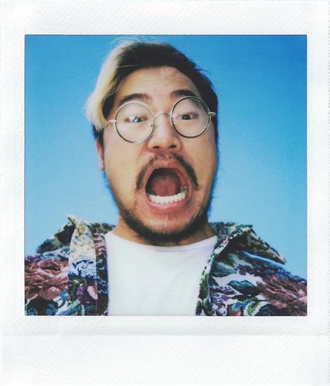 Kwan Yous Instagram Twitter And Facebook On Idcrawl