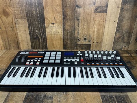 Akai Mpk49 Usb Midi Keyboard The Grey Pads Have To Be Pushed In Really