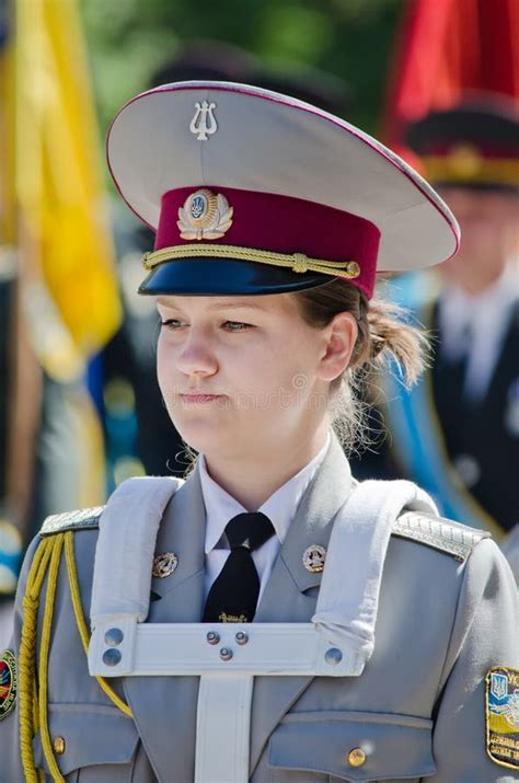 Banda De Metales Militar Banda De Metales Batería De Sexo Femenino