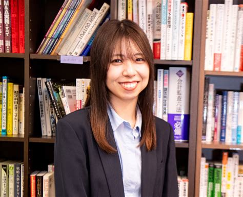 阿知波 栞 株式会社リスキル採用サイト