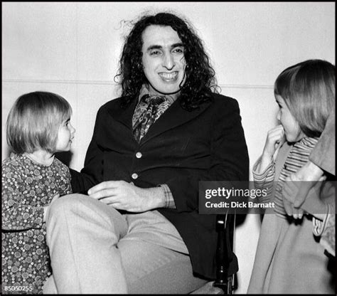 Tiny Tim Images Photos And Premium High Res Pictures Getty Images