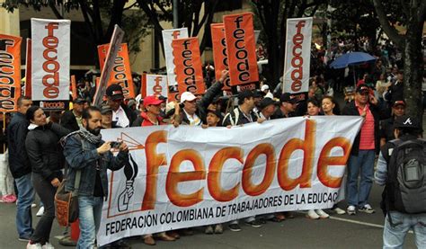 Movimiento Libertario En Colombia Demandó Huelga De Maestros Fecode