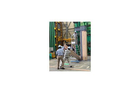木被覆角形鋼管柱で1時間耐火大臣認定を取得 国内初木材のみで被覆 中大規模建築の木材利用推進 写真1枚 国際ニュースAFPBB News