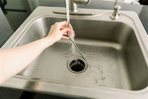 How To Clean Reusable Straws And Water Bottles